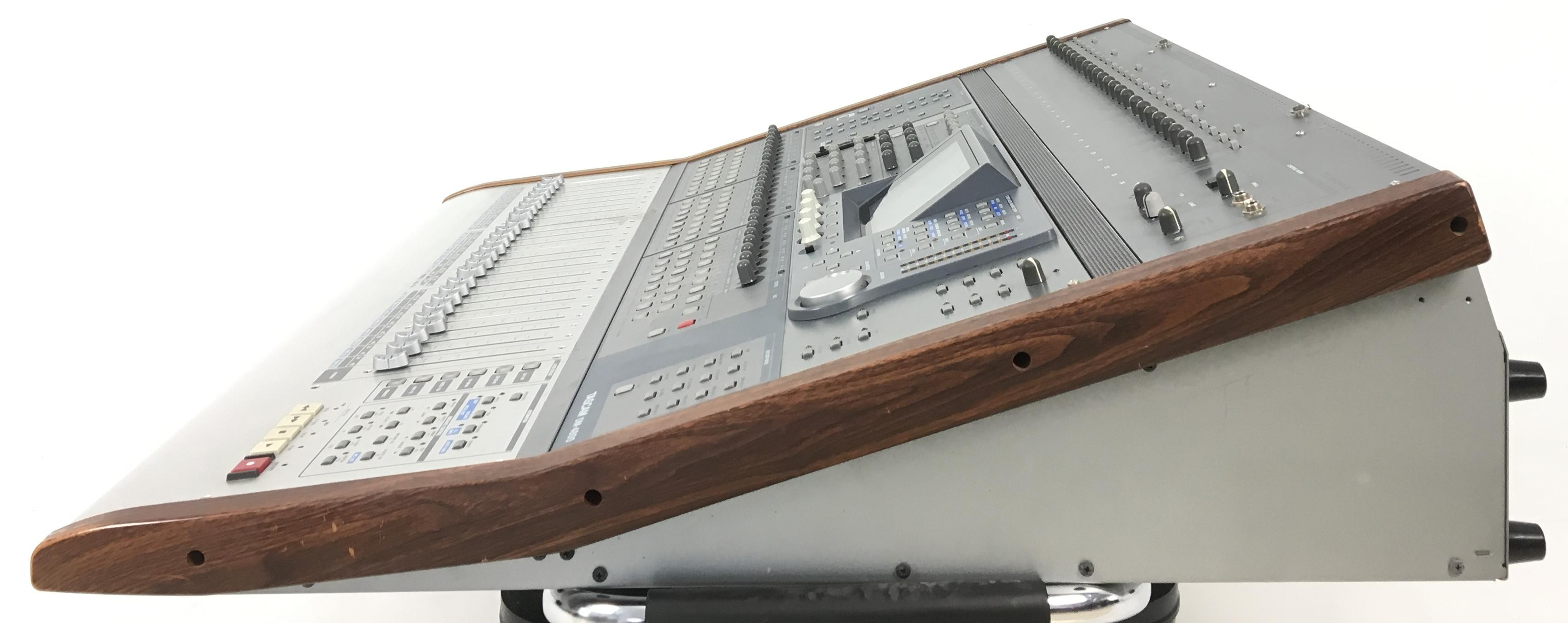 Tascam DM4800 + Scheda Firewire + Flight case | Mixer Tascam