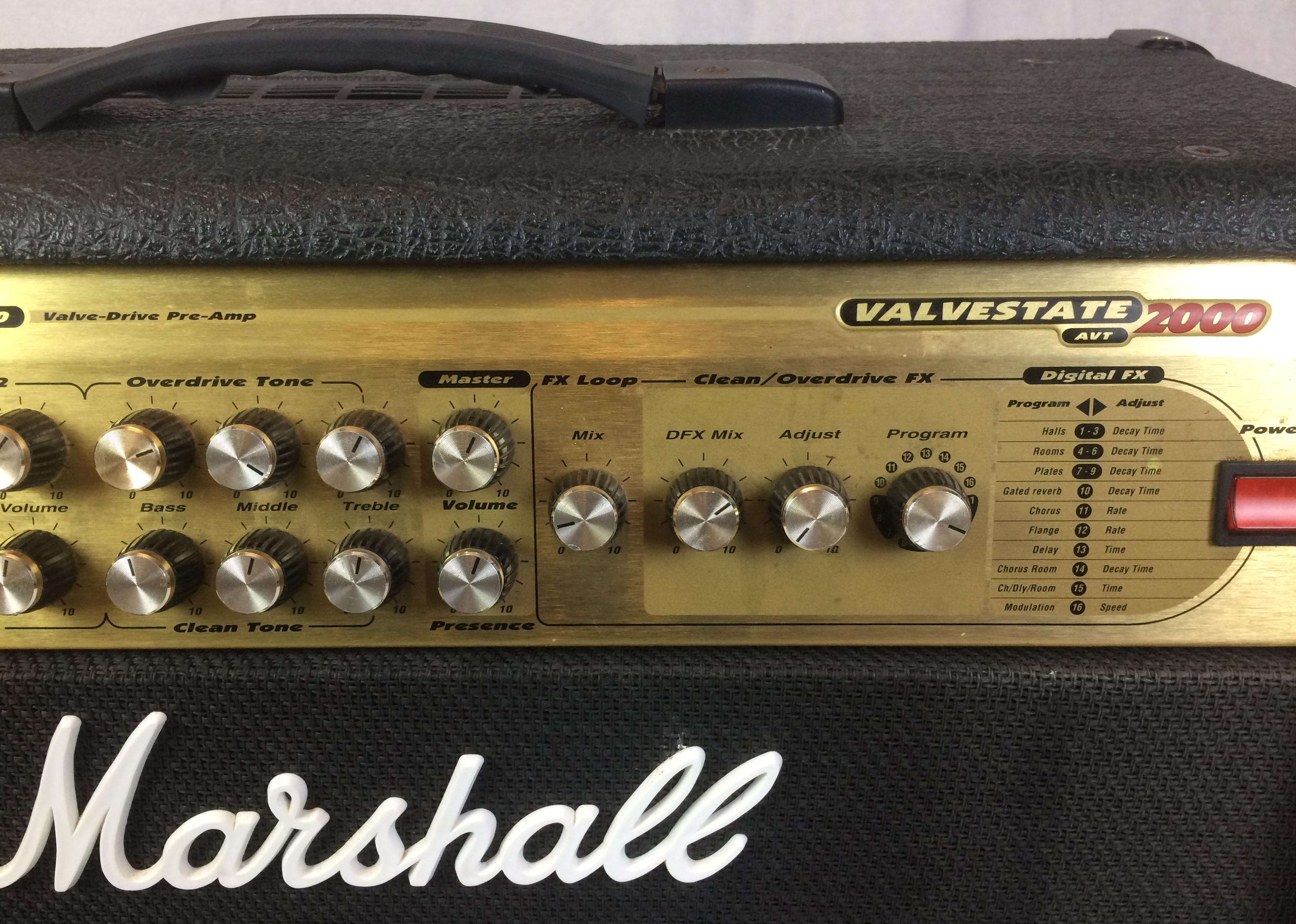 Amplificatore chitarra Marshall AVT 100 - Valvestate 2000