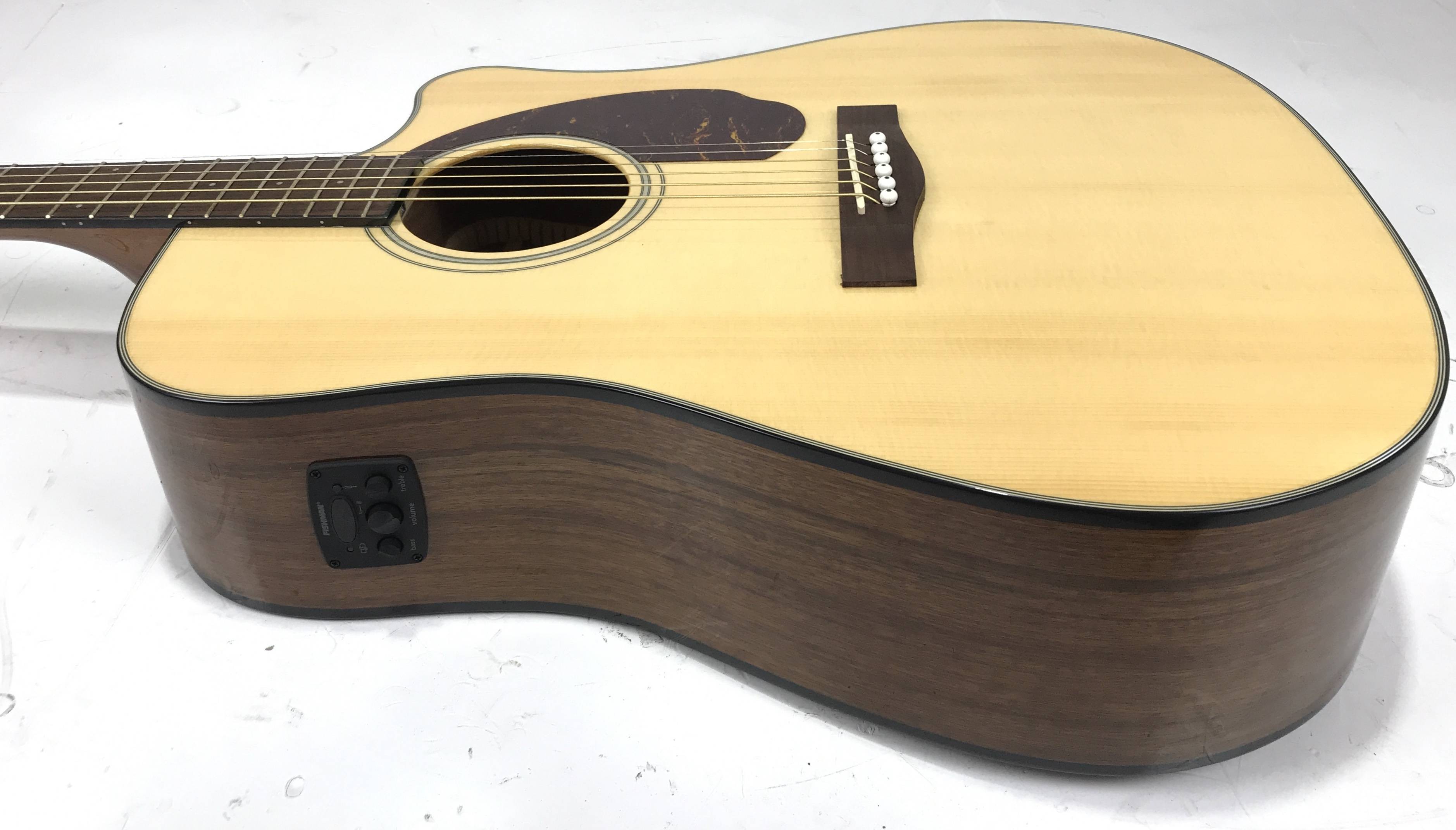 Chitarra Acustica Fender CD140 SCE Natural con custodia rigida