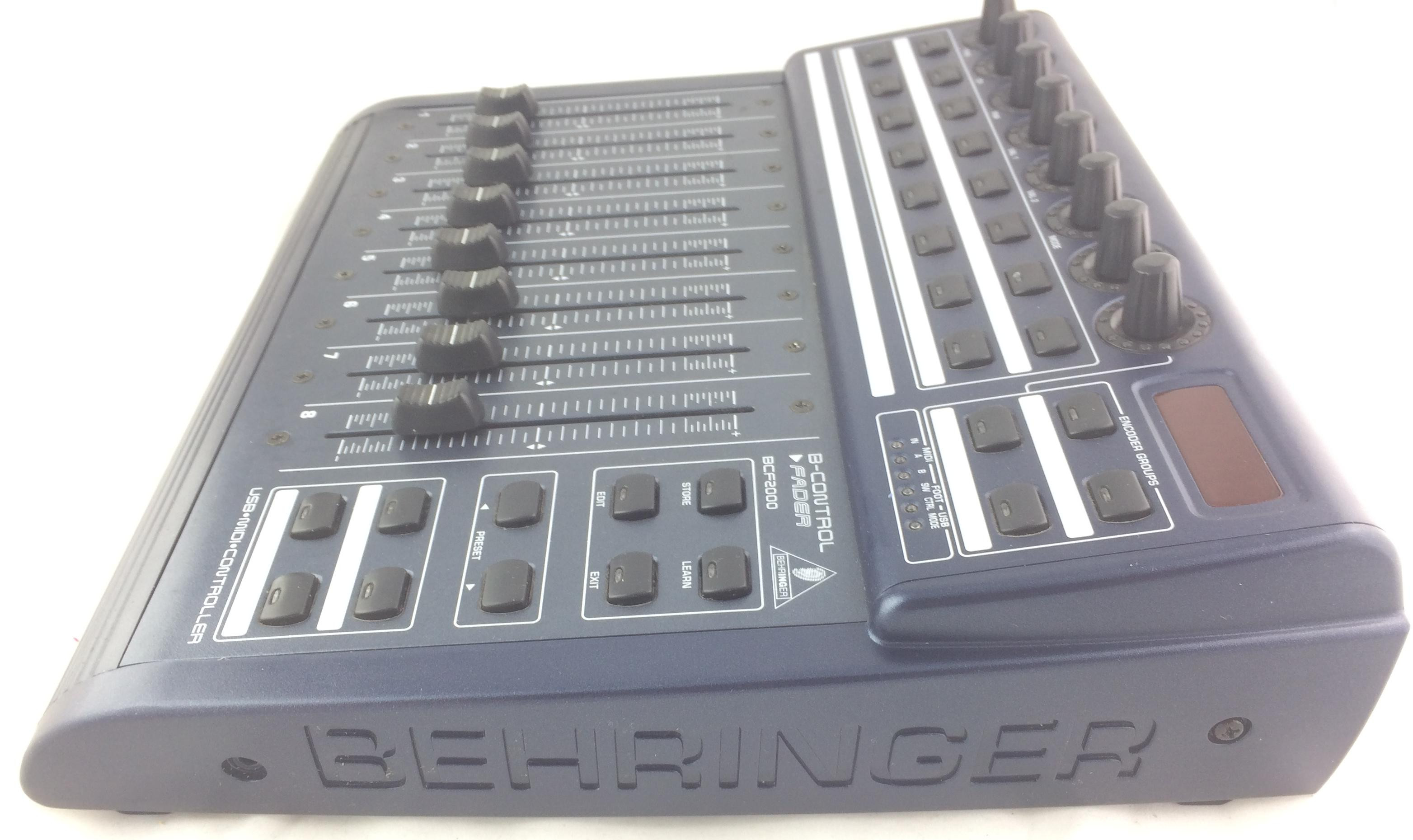 Behringer BCF2000 | Master e Controller Behringer