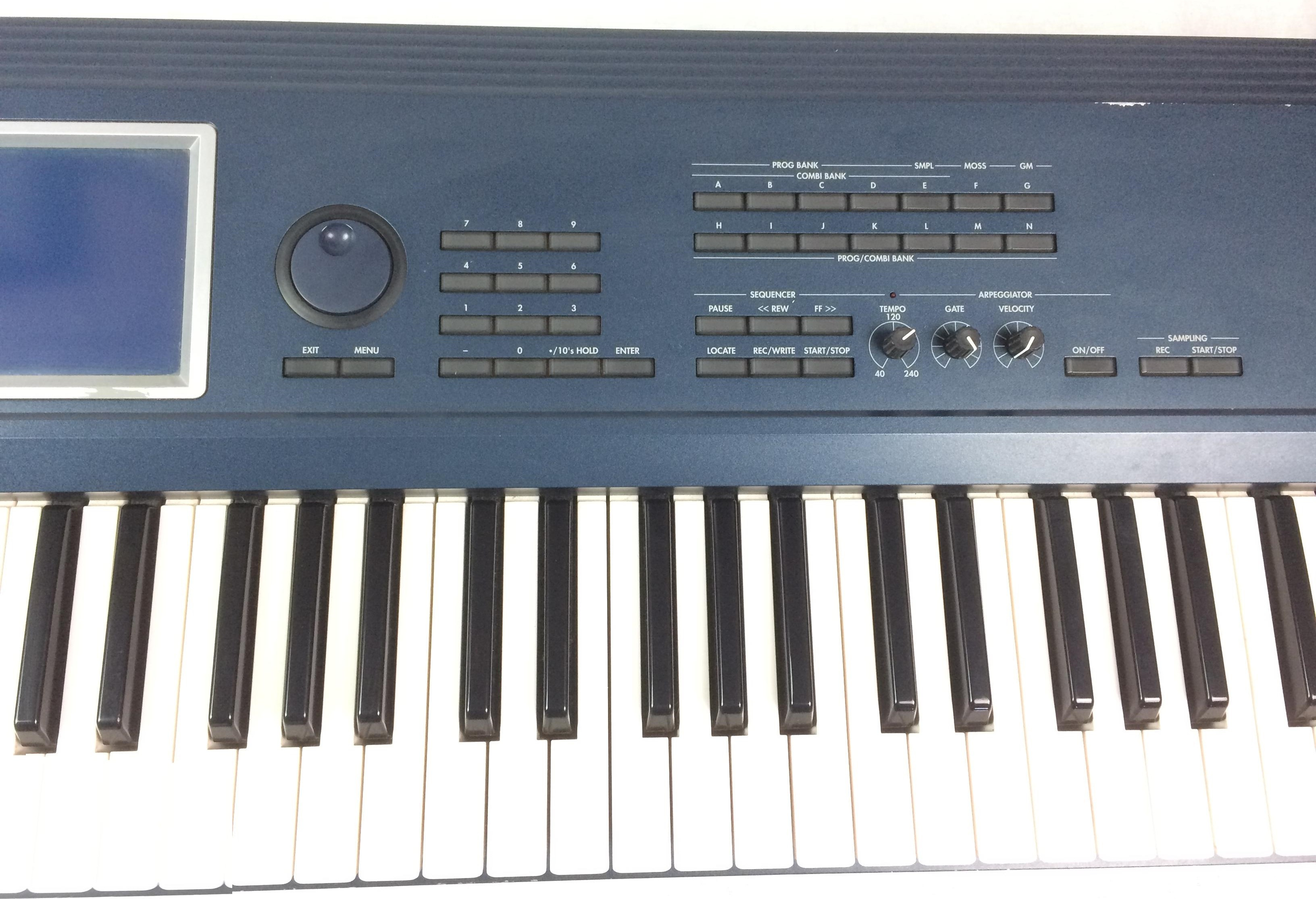 Korg Triton Extreme 76 | Workstation Korg