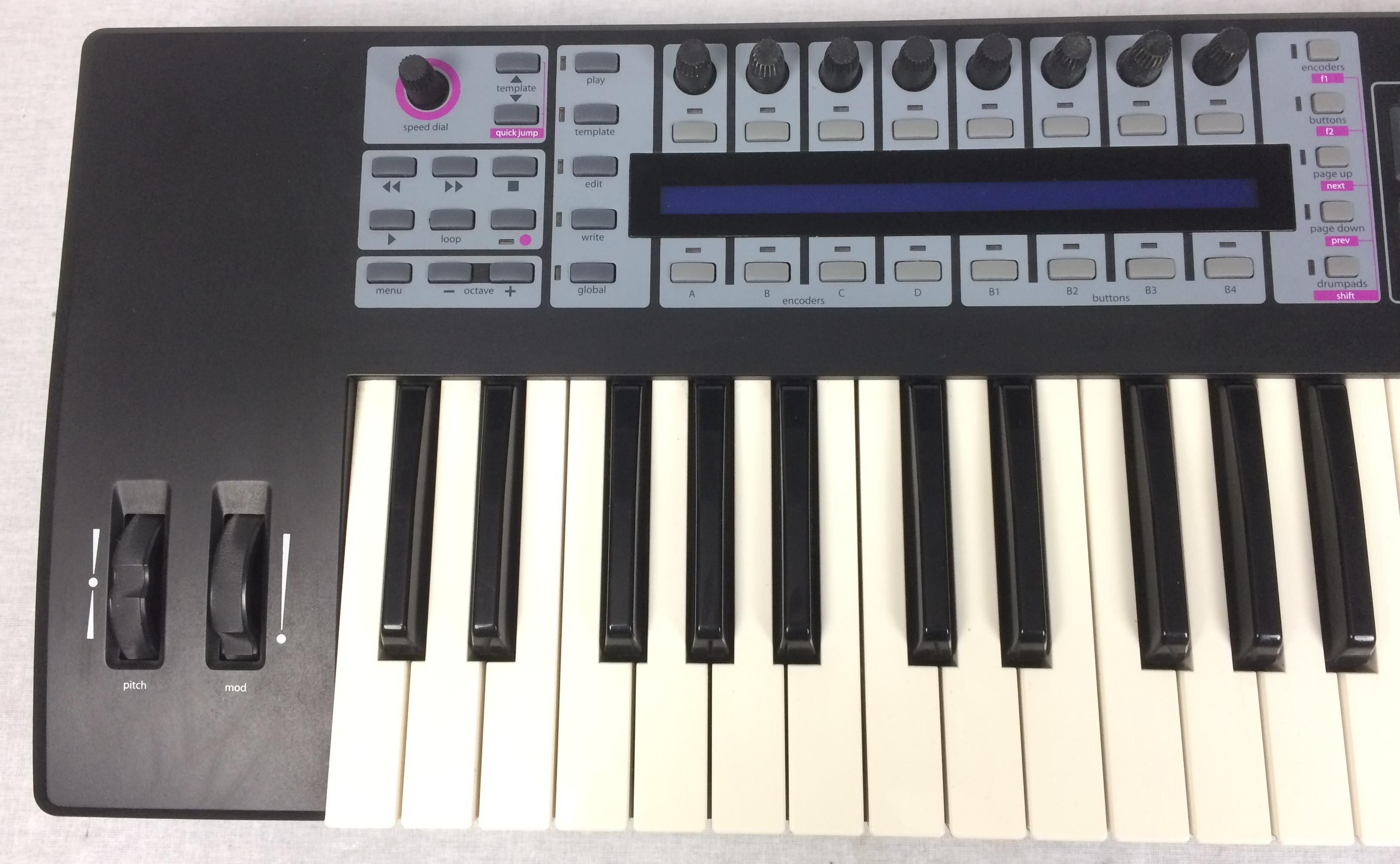 Novation Remote SL 49 Compact | Master e Controller Novation