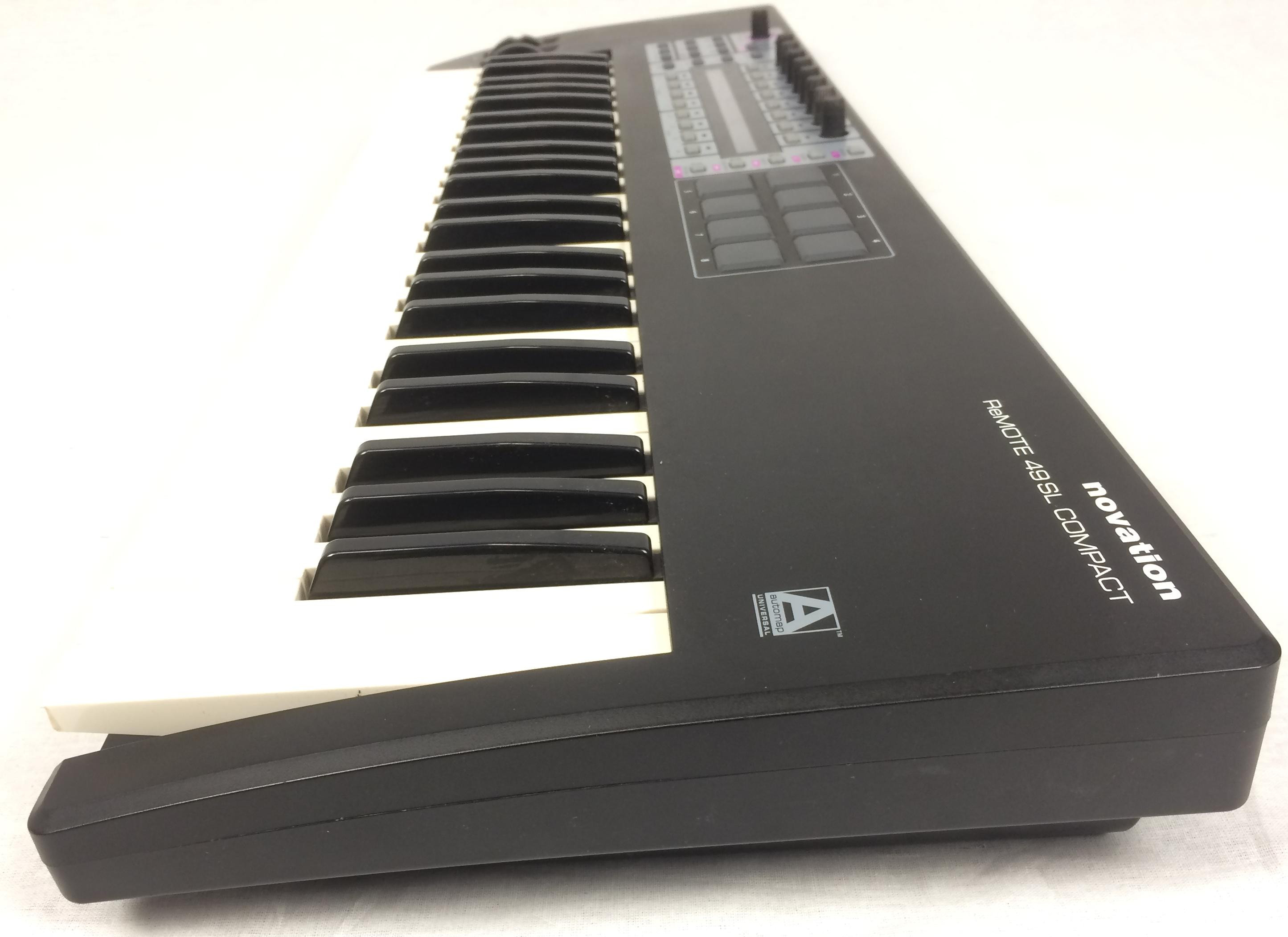 Novation Remote SL 49 Compact | Master e Controller Novation