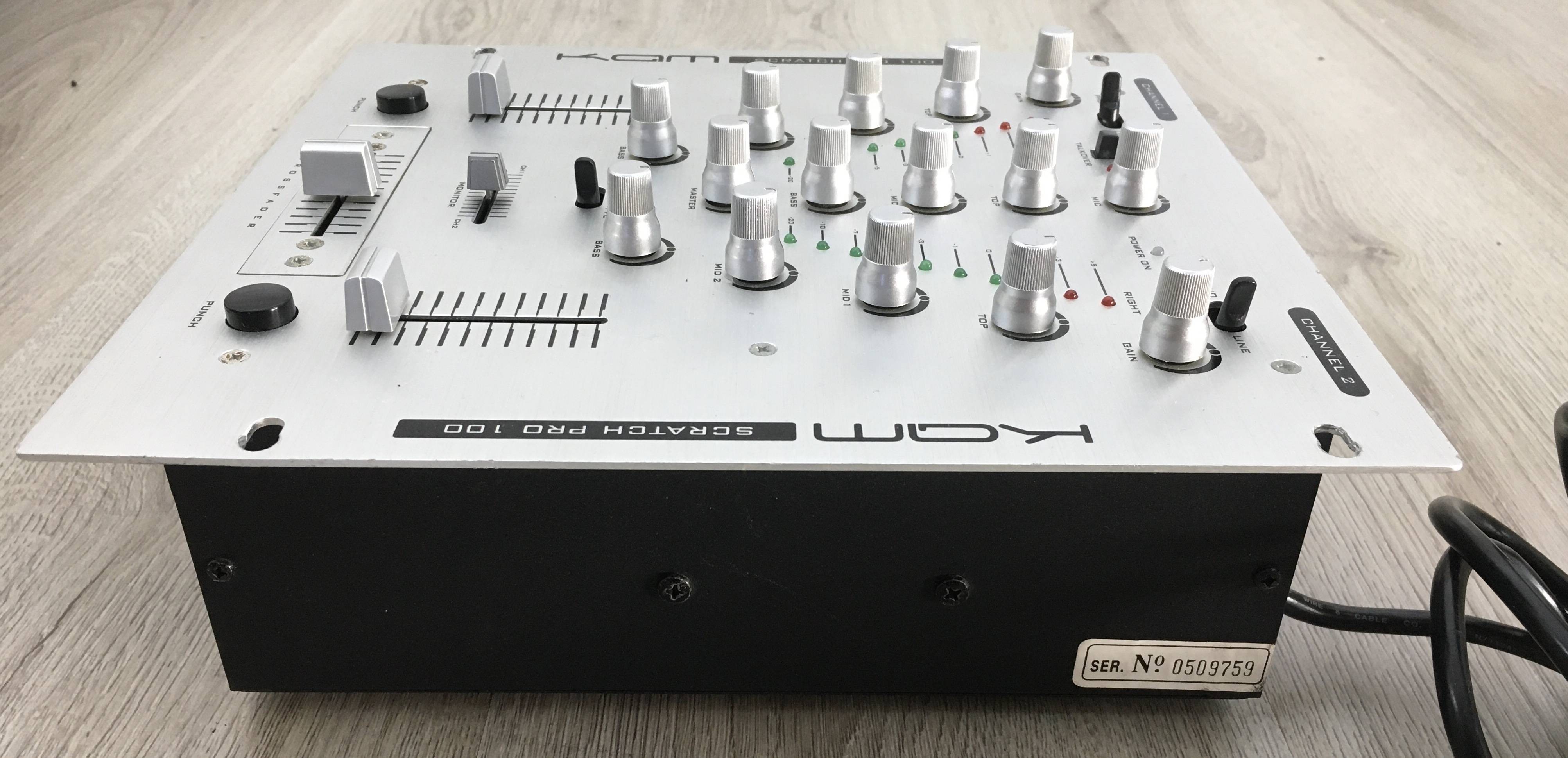 Kam Scratch Pro 100 mixer DJ | Mixer Kam