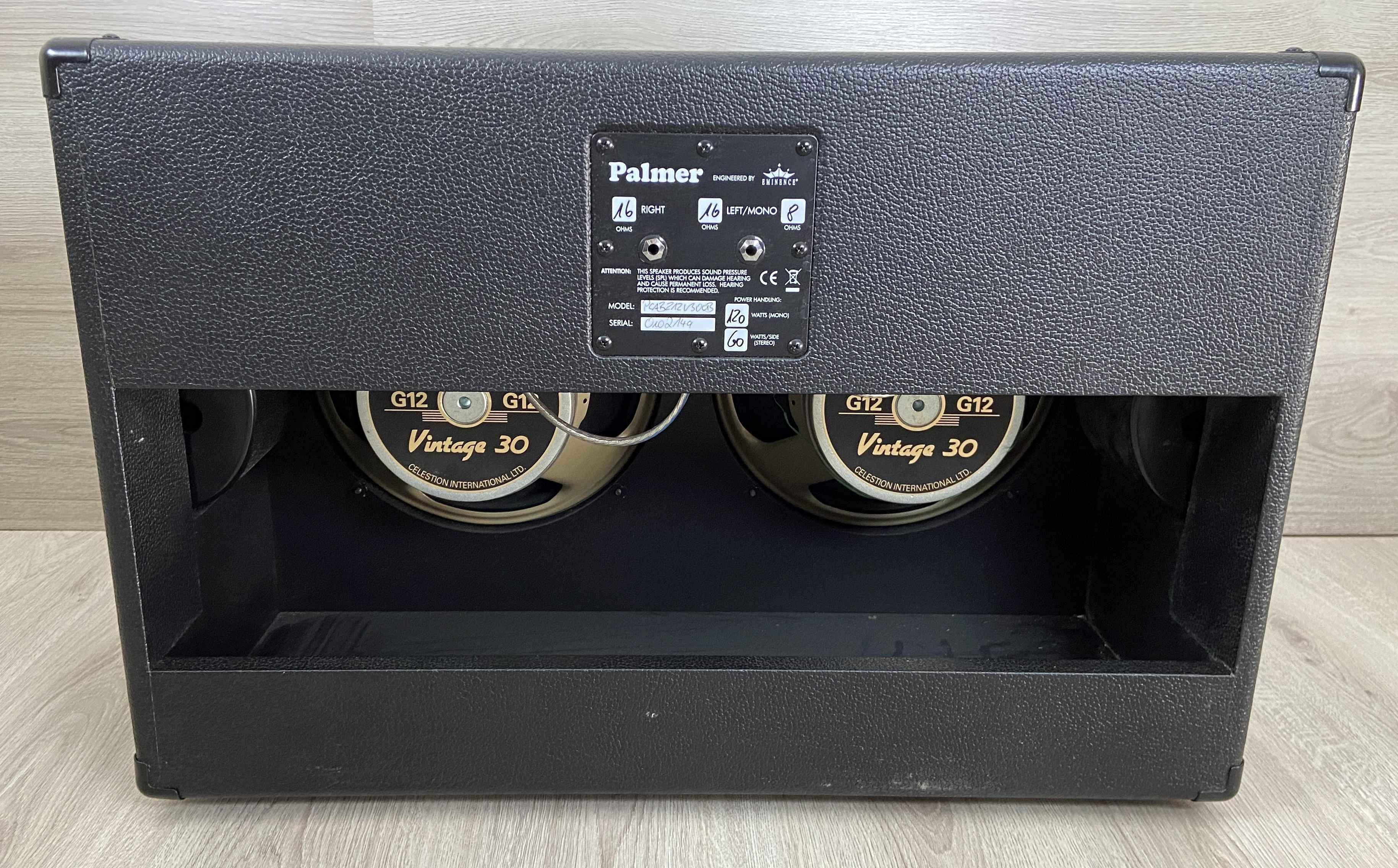 Amplificatore chitarra Palmer Cab 212 V30