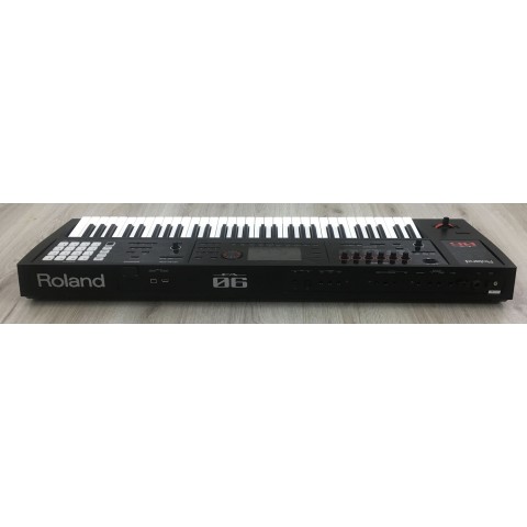 Roland FA-06 | Workstation Roland
