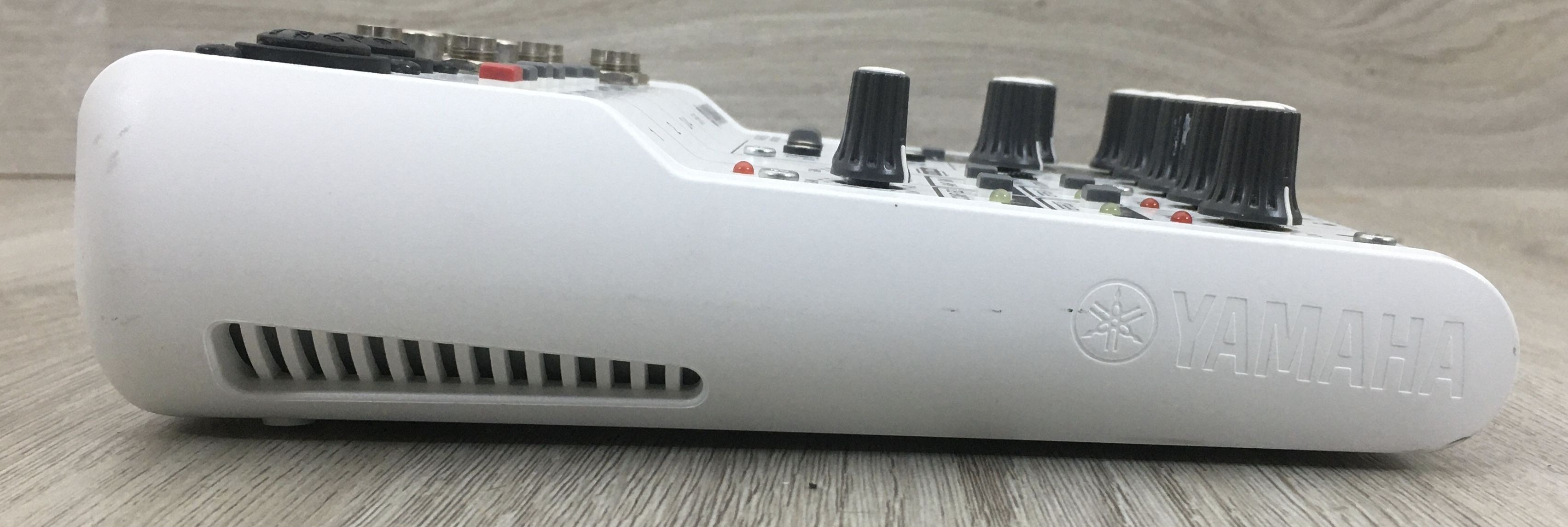 Yamaha AG06 mixer scheda audio USB | Schede Audio Yamaha