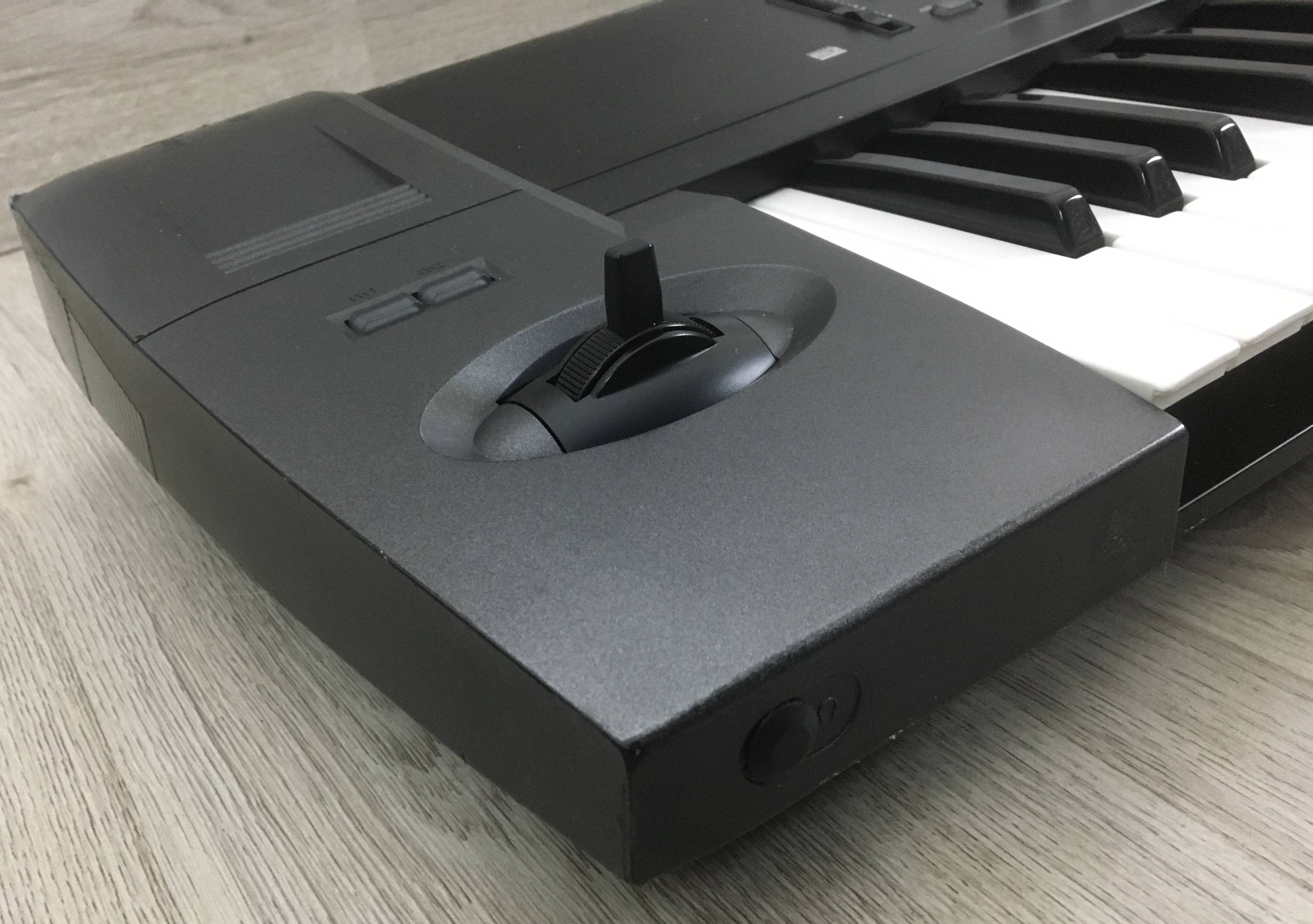 Korg Triton TR 76 | Workstation Korg