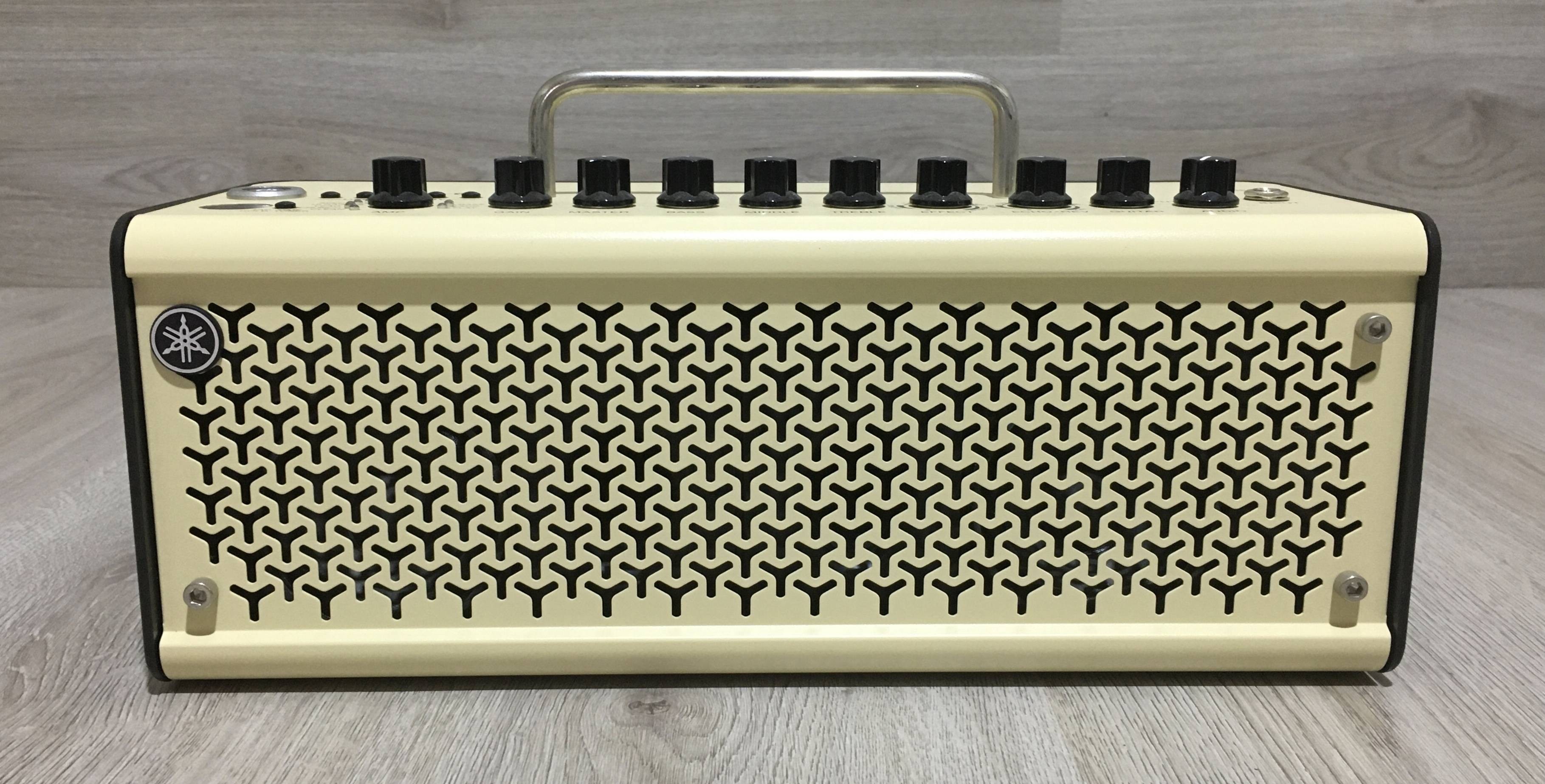 Amplificatore chitarra Yamaha THR10II