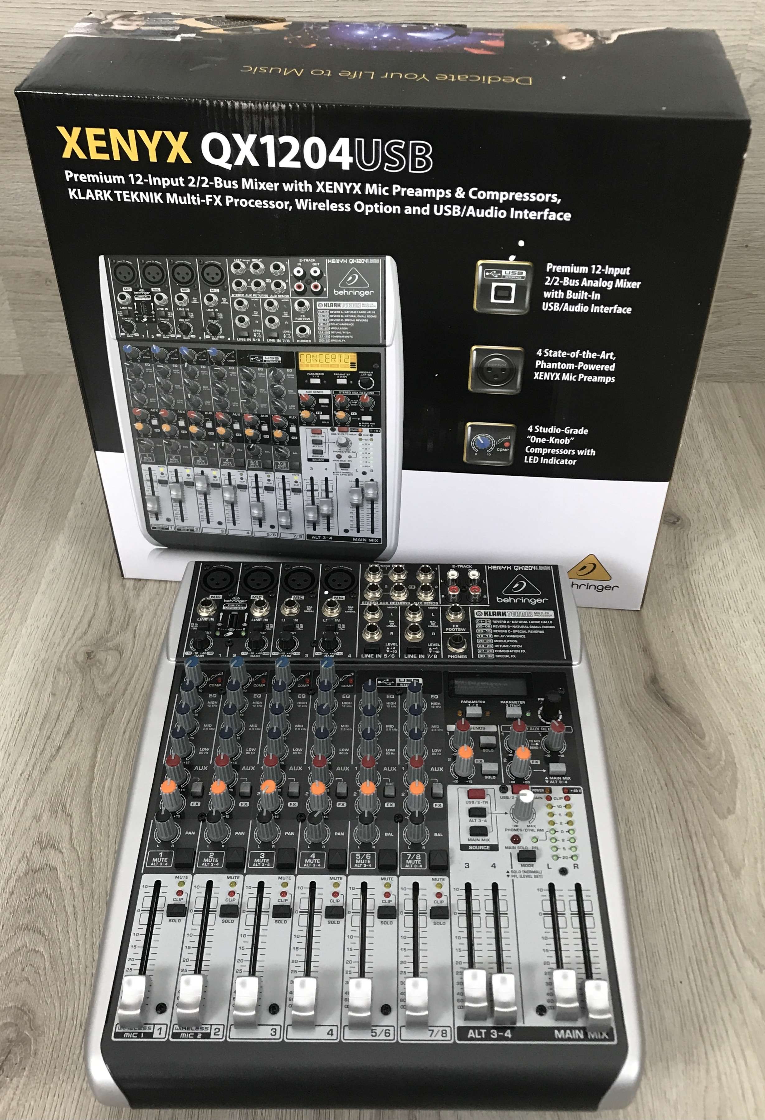 Behringer Xenyx QX 1204 USB | Mixer Behringer