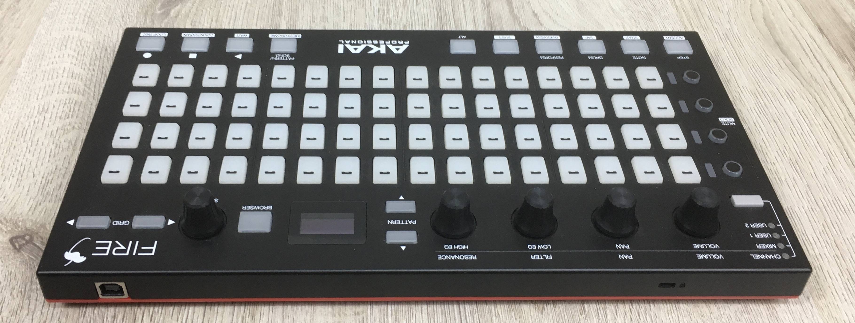 Akai Fire FL Studio controller | Master e Controller Akai