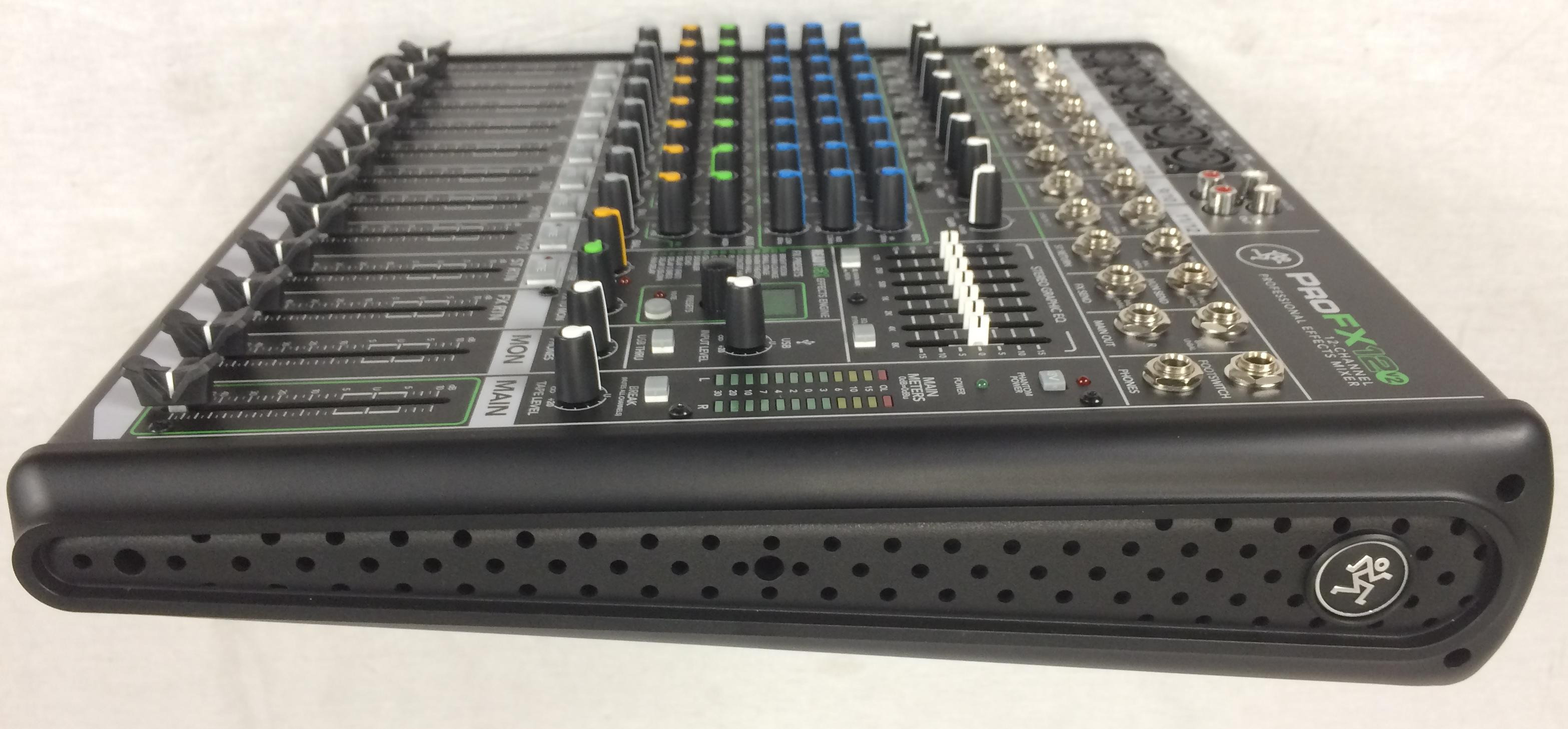 Mackie ProFx 12 V2 | Mixer Mackie
