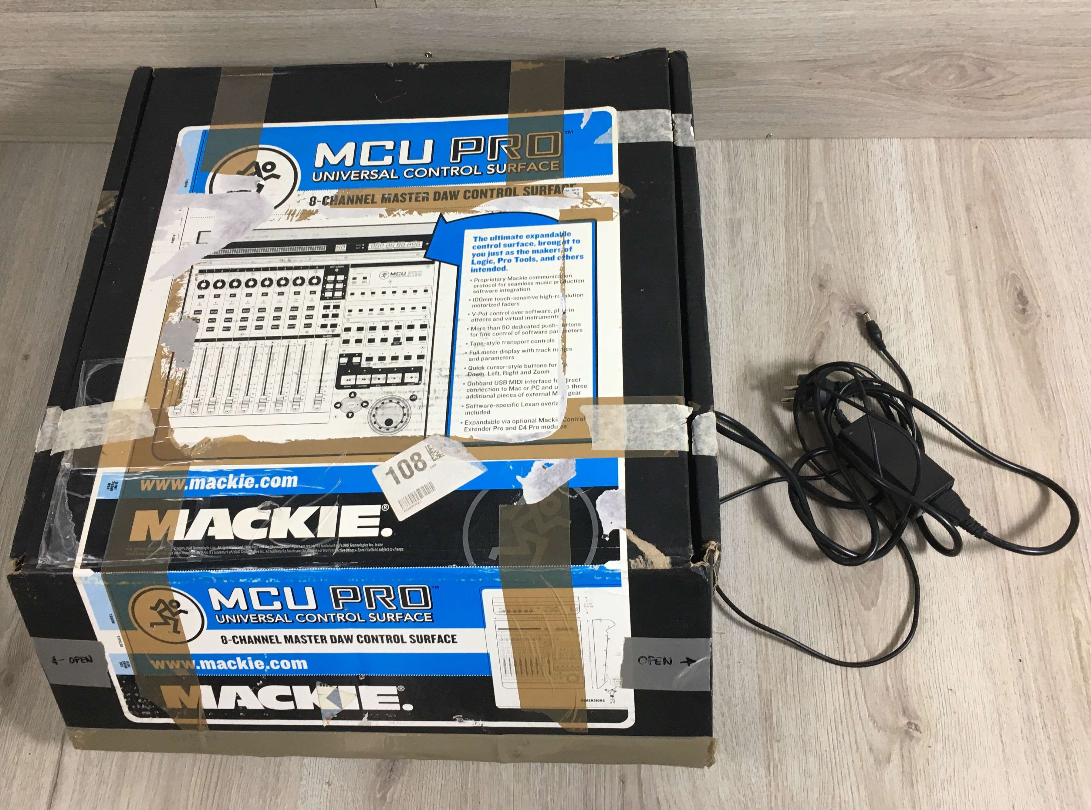 Mackie MCU Control Universal Pro | Mixer Mackie